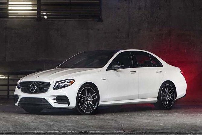 Melbourne Airport To CBD Transfers Sedan (Audi A8, BMW 7 & Mercedes S-Class) - Arriving in Melbourne: Your First Impressions Matter