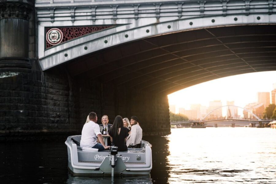Melbourne: Electric Picnic Boat Rental on the Yarra River - What Makes This Experience Special?