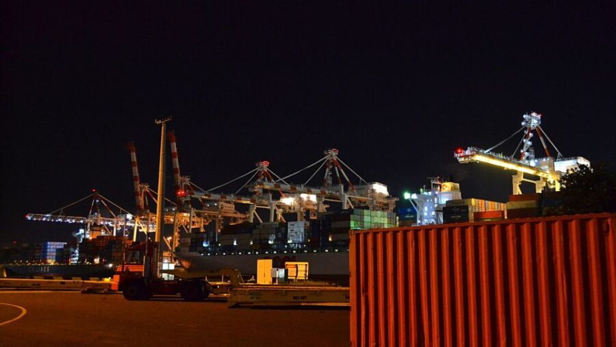 Melbourne: Nighttime Private City Tour with Transfer & Stops - Authentic Experiences and Real Traveler Insights
