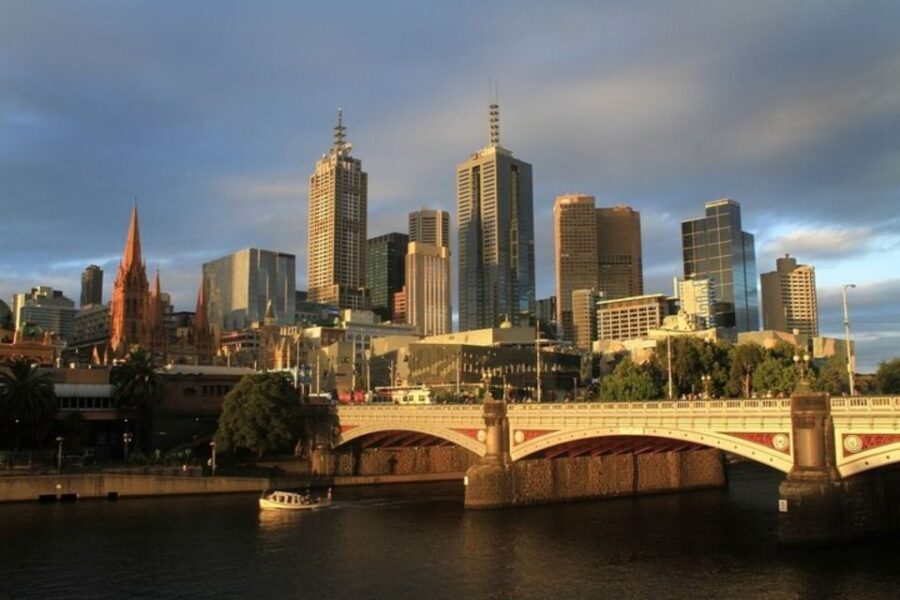 Melbourne: Private Custom Walking Tour with Local Guide - Duration Options and What You’ll See