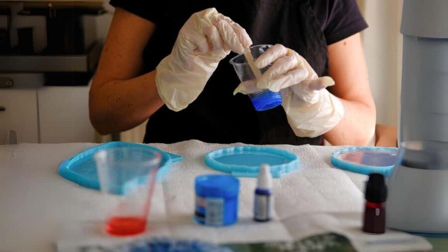 Melbourne: Resin Art Classes - Cheeseboard & Coasters - Why Choose This Resin Art Class?