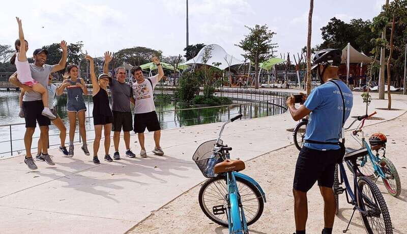 Mérida: Montejo Boulevard and Historic Center bike tour - What Makes This Tour Stand Out?