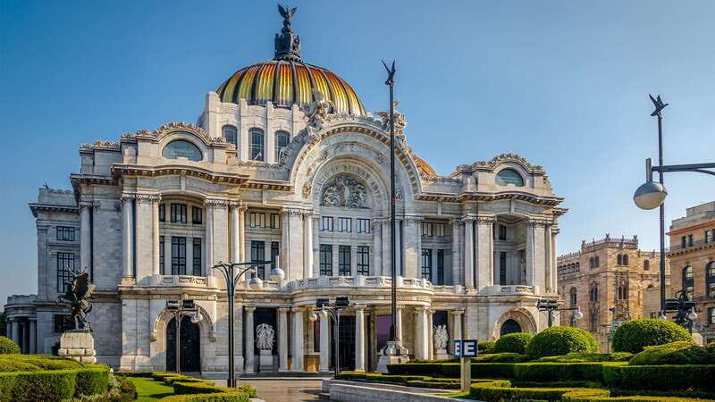 Mexico City: Historic Downtown Walking Tour - Inside the Metropolitan Cathedral