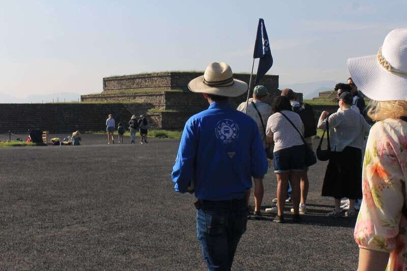 Mexico City: Teotihuacan Pyramids & Basilica of Guadalupe - Practical Considerations and Tips