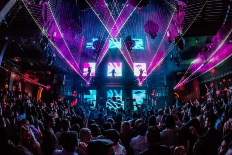 Miami: Party Passport with 3 Club or Pool Party Entries - Exploring the Miami Party Passport