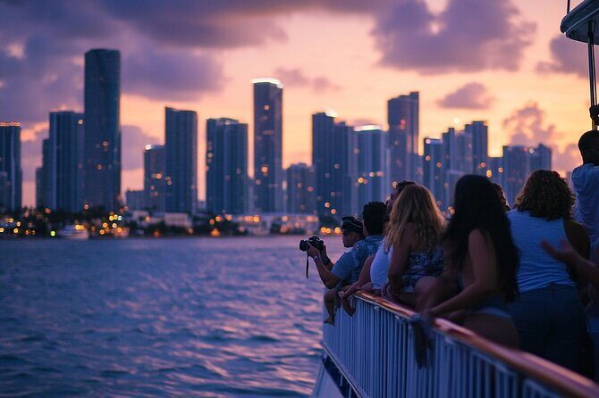 Miami Walking and Boat Tour  5-hour Combo Tour - What Travelers Can Expect