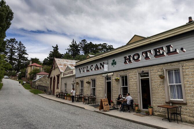 Middlemarch to Queenstown Small-Group Tour: Scenic Journey - What’s Included and What’s Not