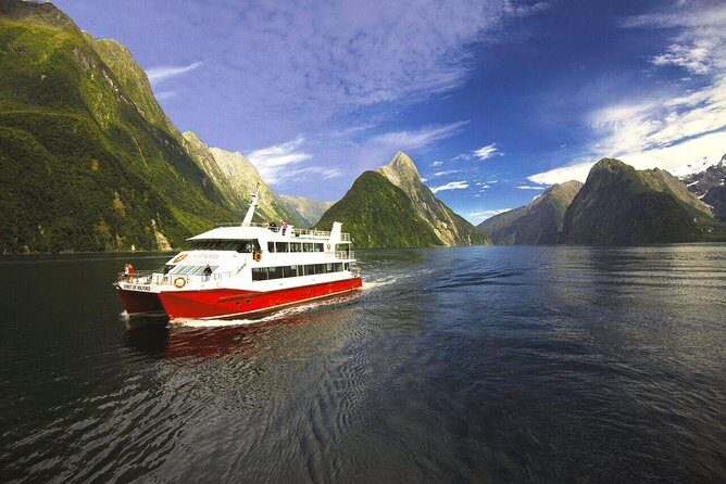 Milford Sound Flight and Cruise ex Queenstown - Why Choose the Milford Sound Flight and Cruise?