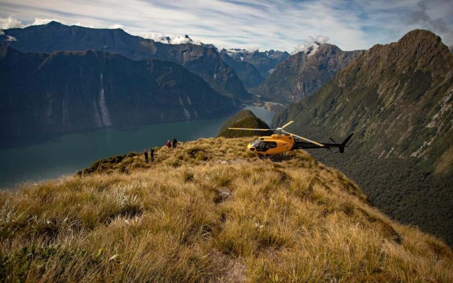 Milford Sound Heli | 1.5hr with Alpine & Earnslaw Landing - Authenticity and Value