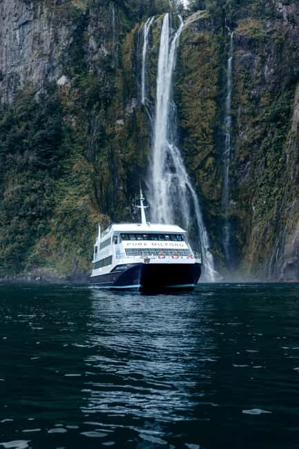 Milford Sound: Nature Cruise on a Modern Catamaran - The Itinerary: What You Can Expect