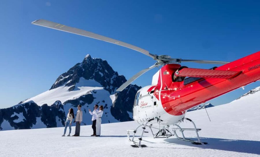 Milford Sound Scenic Helicopter Flight with Landing - Who Will Love This Tour?