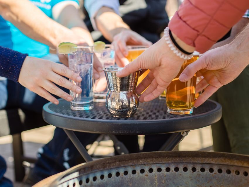 Minneapolis Historical Bar Crawl: Hidden Bars & Stories - Authentic Minneapolis Culture in Every Glass