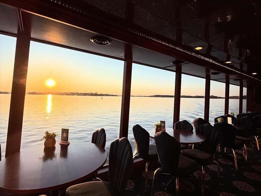 Minneapolis: Lake Minnetonka Boat Cruise with Narration - What to Expect on the Cruise