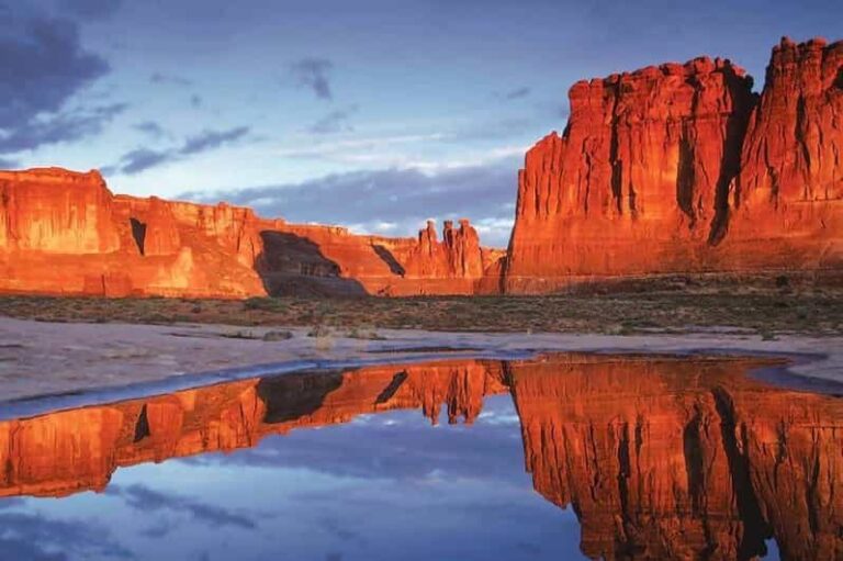 Moab: Arches National Park Morning Adventure Tour - An Inviting Introduction to Arches in the Quiet of Dawn
