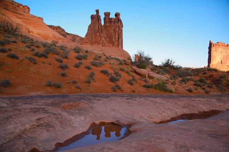 Moab: Arches National Park Sunset Tour - The Sunset Experience