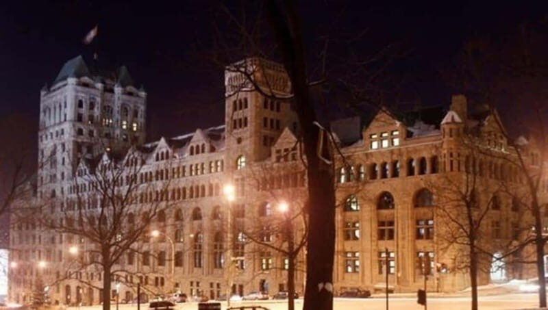 Montreal : Downtown & Underground Walking Tour with a Guide - An In-Depth Look at the Montreal Downtown & Underground Tour