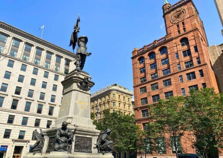 Montréal: The Original Old Montréal Walking Tour