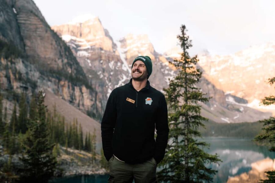 Moraine Lake Sunrise: Premium Tour from Canmore & Banff - The Experience of the Sunrise at Moraine Lake