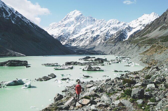 Mount Cook Small Group Scenic Tour - The Charm of Omarama and Twizel