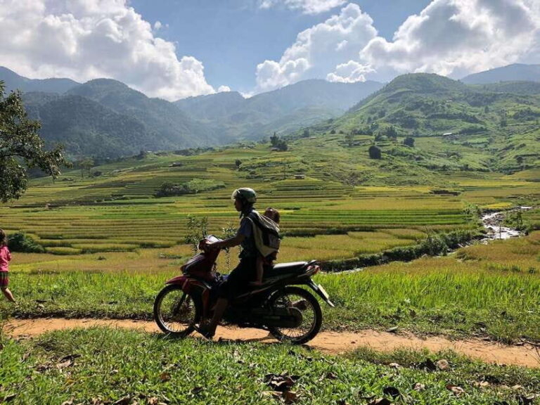 Mu Cang Chai: Private Car 1 day Tour with Local Guide - Detailed Breakdown of the Itinerary