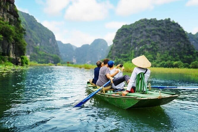 Mua Cave, Trang An and Hoa Lu Shared Tour All Inclusive - What Makes This Tour Special? Key Highlights