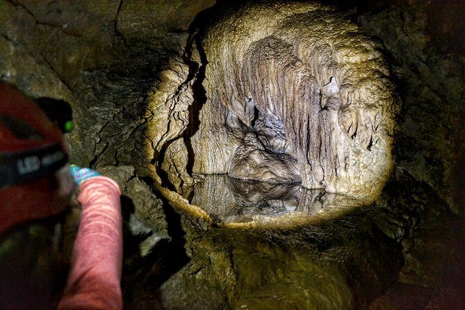 Multi-Cave Experience - The Guides and Their Knowledge