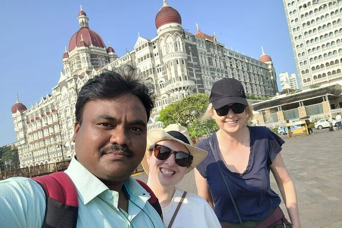 Mumbai, Ajanta & Ellora Caves Tour - Day 2: Mumbai’s Iconic Landmarks and Elephanta Caves