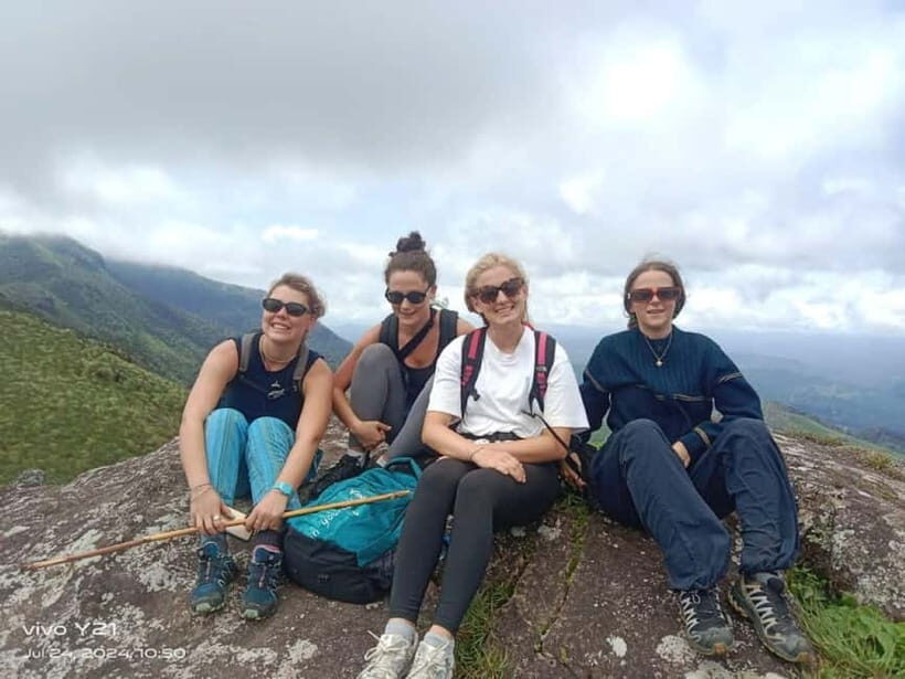 Munnar mountain hiking (Full day) - Key Points