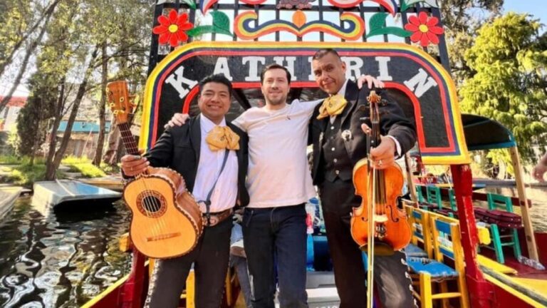 Music and Tequila in Xochimilco visits Coyoacán and CU - Analyzing Value and Practicalities