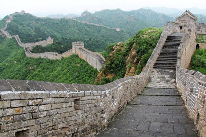 MyBus: Mutianyu Great Wall coach Tour with guide, lunch, ticket. - The Worth of the Price