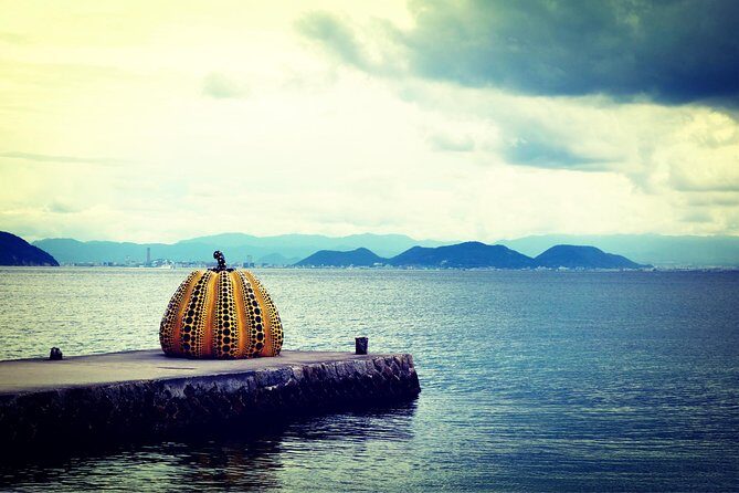 Naoshima private tour by national licensed tourguide - The Experience: What You Can Expect