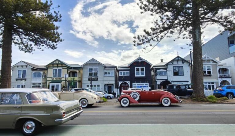 Napier: Highlights & Tour Exploring the Best of this Region - From Water to Runways: Exploring the Old Harbour and Ahuriri