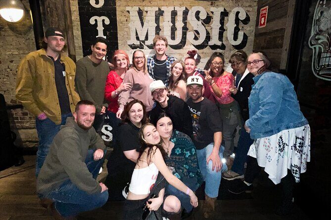 Nashville Live Music Bar Crawl with Local Venues & Drink Specials - Who Should Consider This Tour?