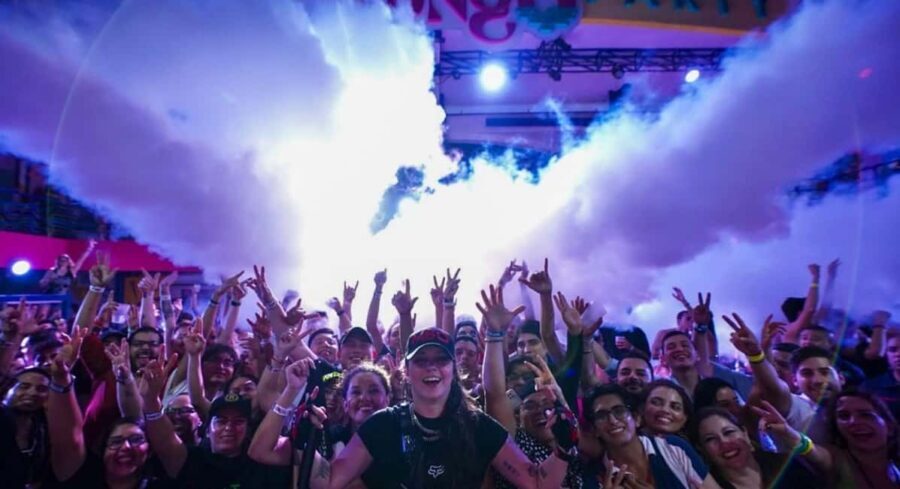 Neon Glow night Beach Party Premium - The Experience of the Open Bar & DJ Sets
