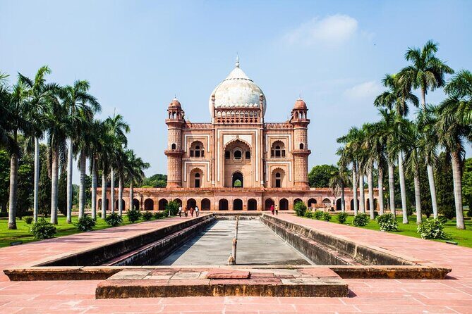 New Delhi: Mughal's architecture tour with transfers - Practical Aspects and Value
