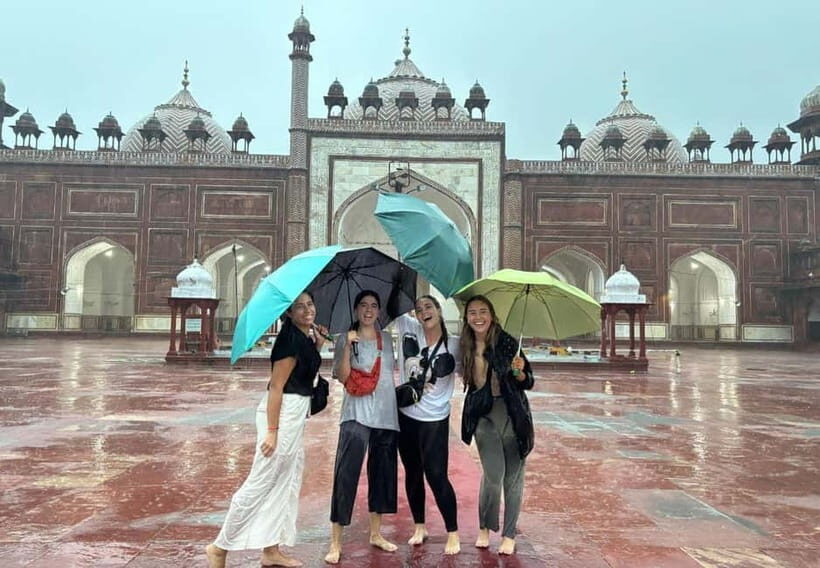 New Delhi : One Day Delhi City Sightseeing Tour by Car - An In-Depth Look at the Experience