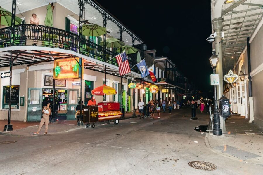 New Orleans: French Quarter Ghost Tour with Interior Visit - Key Points