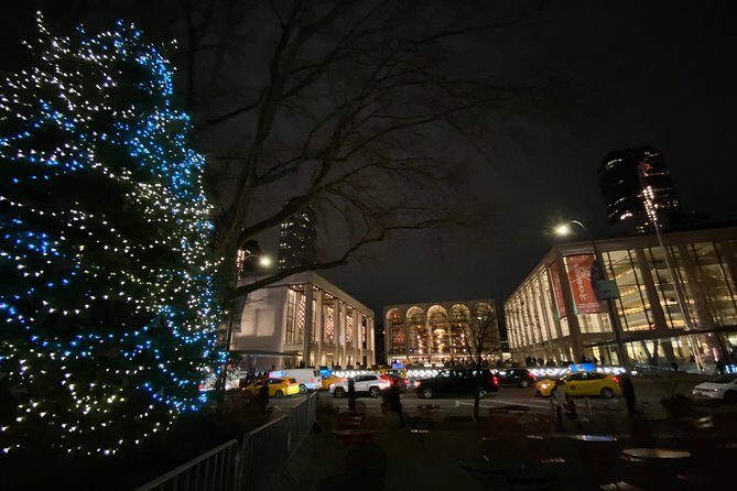 New York City Holiday Movie Sites and Lights Bus Tour - Authentic Experiences and Genuine Feedback