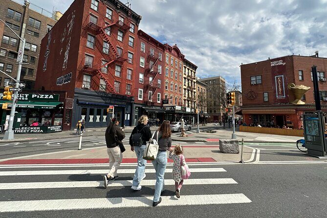 New York City Women Owned Businesses Food Tour - The Green Space and Artistic Flavors