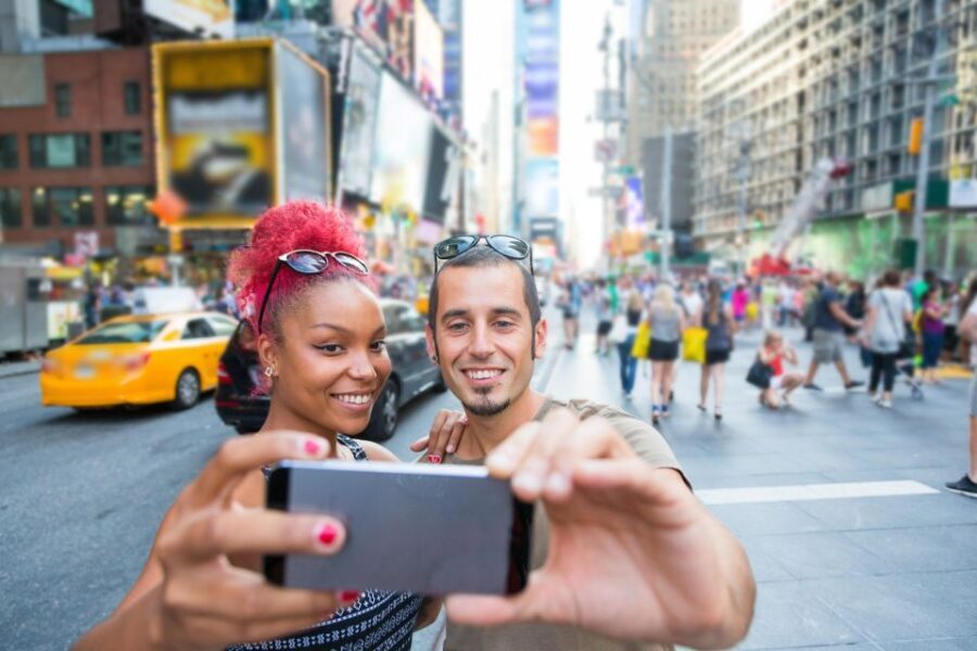 NEW YORK ON SUNDAY (CONTRASTS + GOSPEL) - What Travelers Can Expect