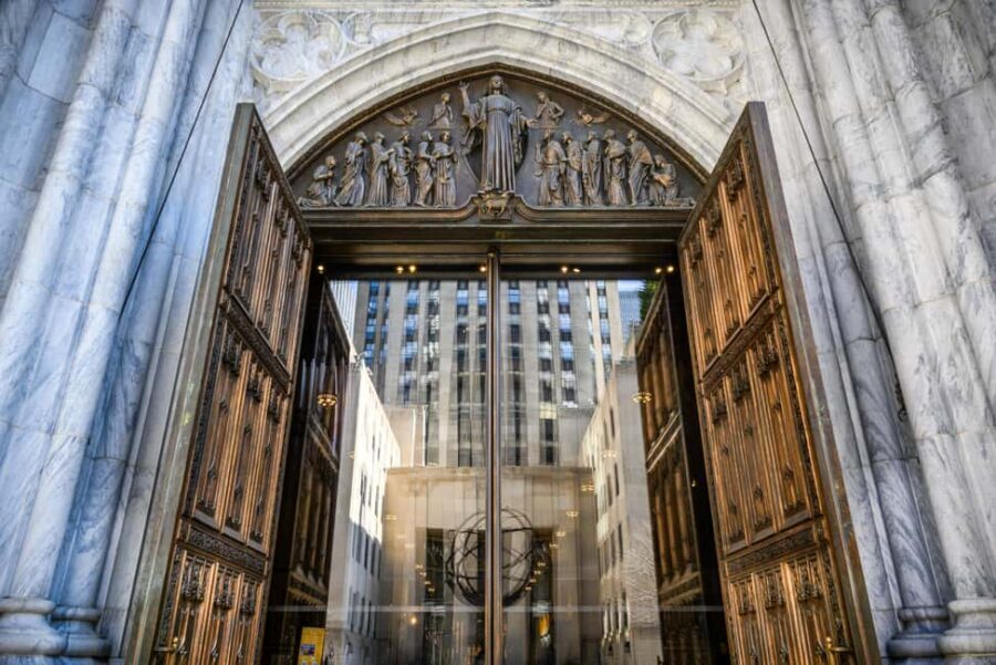 New York: VIP Guided Tour of St. Patrick's Cathedral - Analyzing the Value