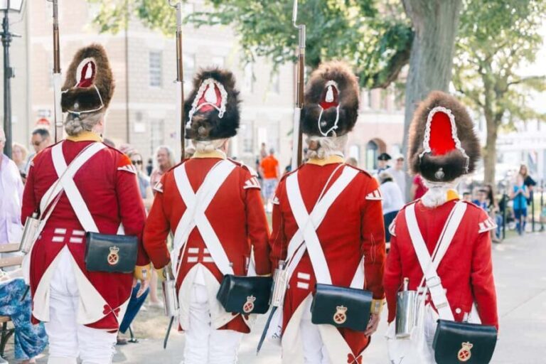 Newport and the American Revolution Guided Tour - A Closer Look at the Newport and the American Revolution Tour