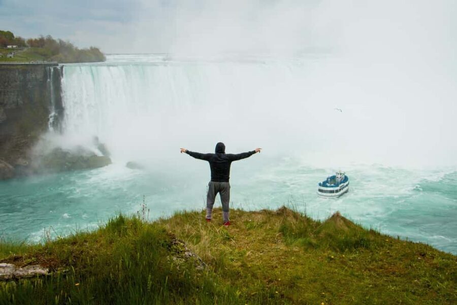 Niagara Falls: Private Sunset Walking Tour - Exploring the Experience: What You Can Expect