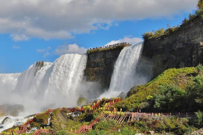 Niagara Falls: USA + Canada Tour with Cave, Boat Ride and Lunch - How Does it Compare to Other Options?