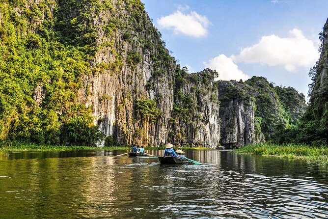 Ninh Binh Day Tour: Hoa Lu - Tam Coc - Mua Cave via Boat & Bike - Value and Practicality