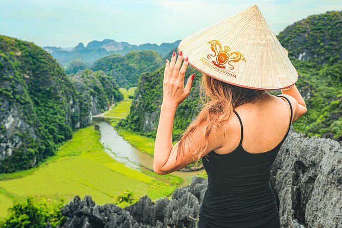 Ninh Binh Day Tour To Visit Hoa Lu - Trang An/Tam Coc - Mua Cave - Cruise Through the Trang An Grottoes or Tam Coc