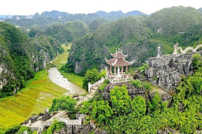 Ninh Binh Full Day Tour Hoa Lu Trang An and Mua Cave from HANOI - What Makes the Tour Stand Out?