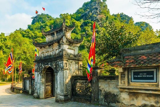 Ninh Binh Highlights Hoa Lu/Bai Dinh-Trang An/ Tam Coc- Mua Cave - Authentic Experiences and Practical Insights