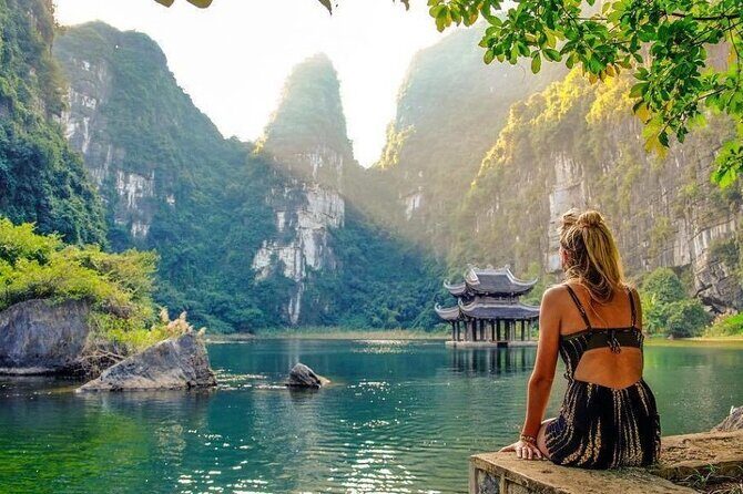 Ninh Binh: Hoa Lu - Mua Cave - Tam Coc 2-Day All-Inclusive - FAQs