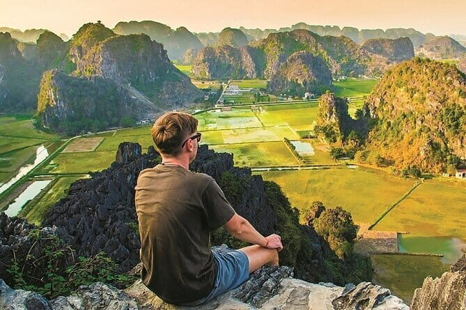 Ninh Binh: Hoa Lu, Trang An/Tam Coc and Mua Caves Hiking Day Trip - What Travelers Say